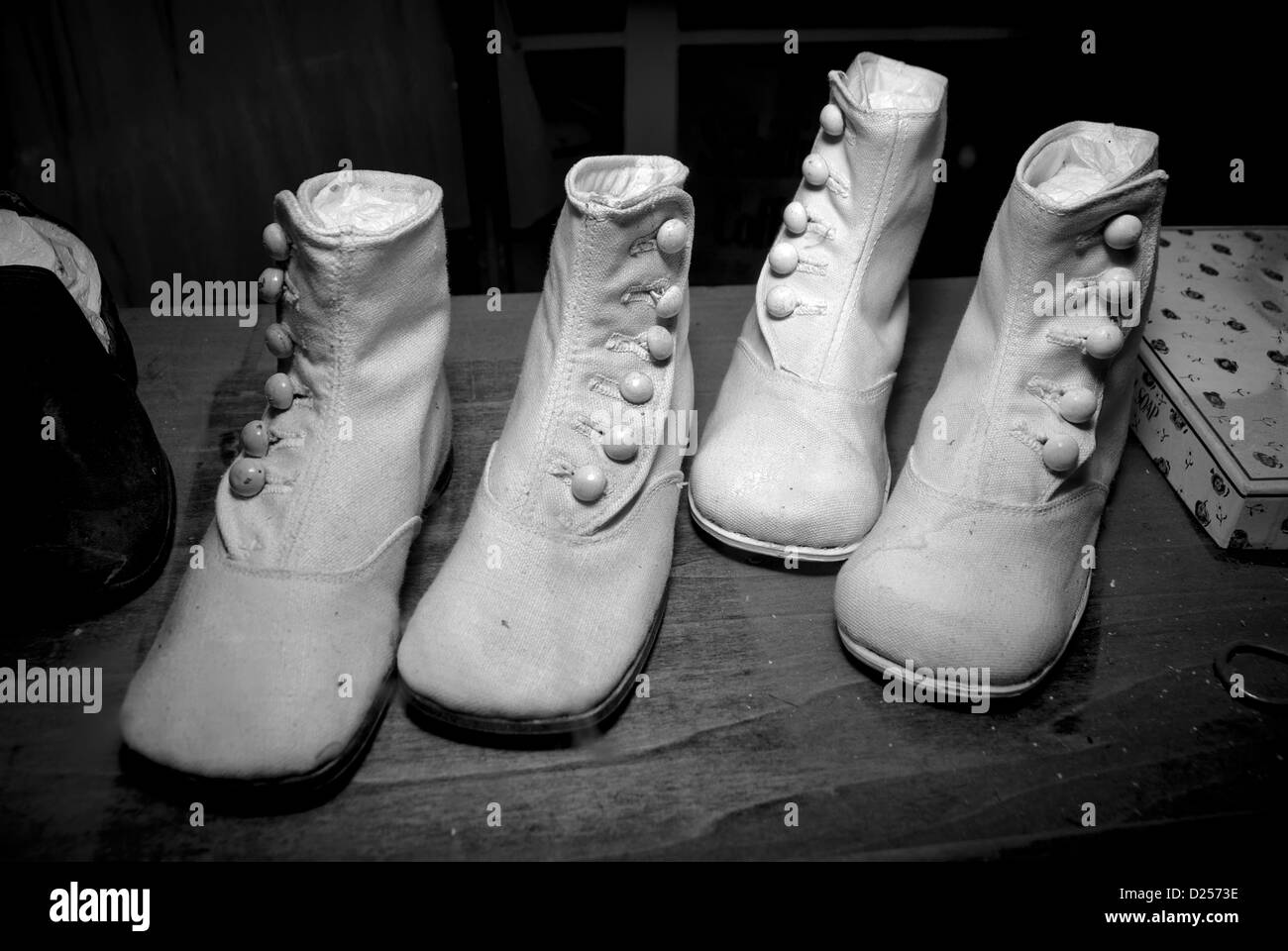 Vintage shoes wood Black and White Stock Photos & Images - Alamy