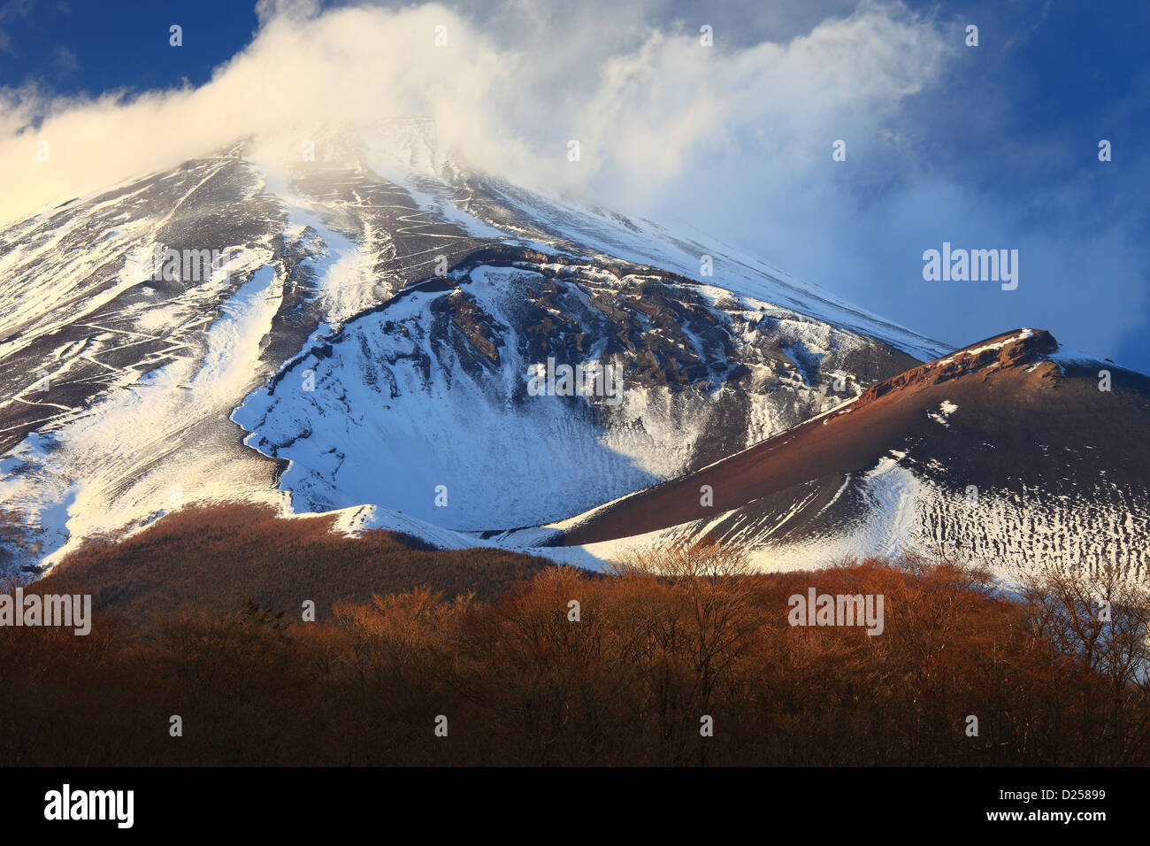Mount Fuji seen from Susono, Shizuoka Prefecture Stock Photo - Alamy