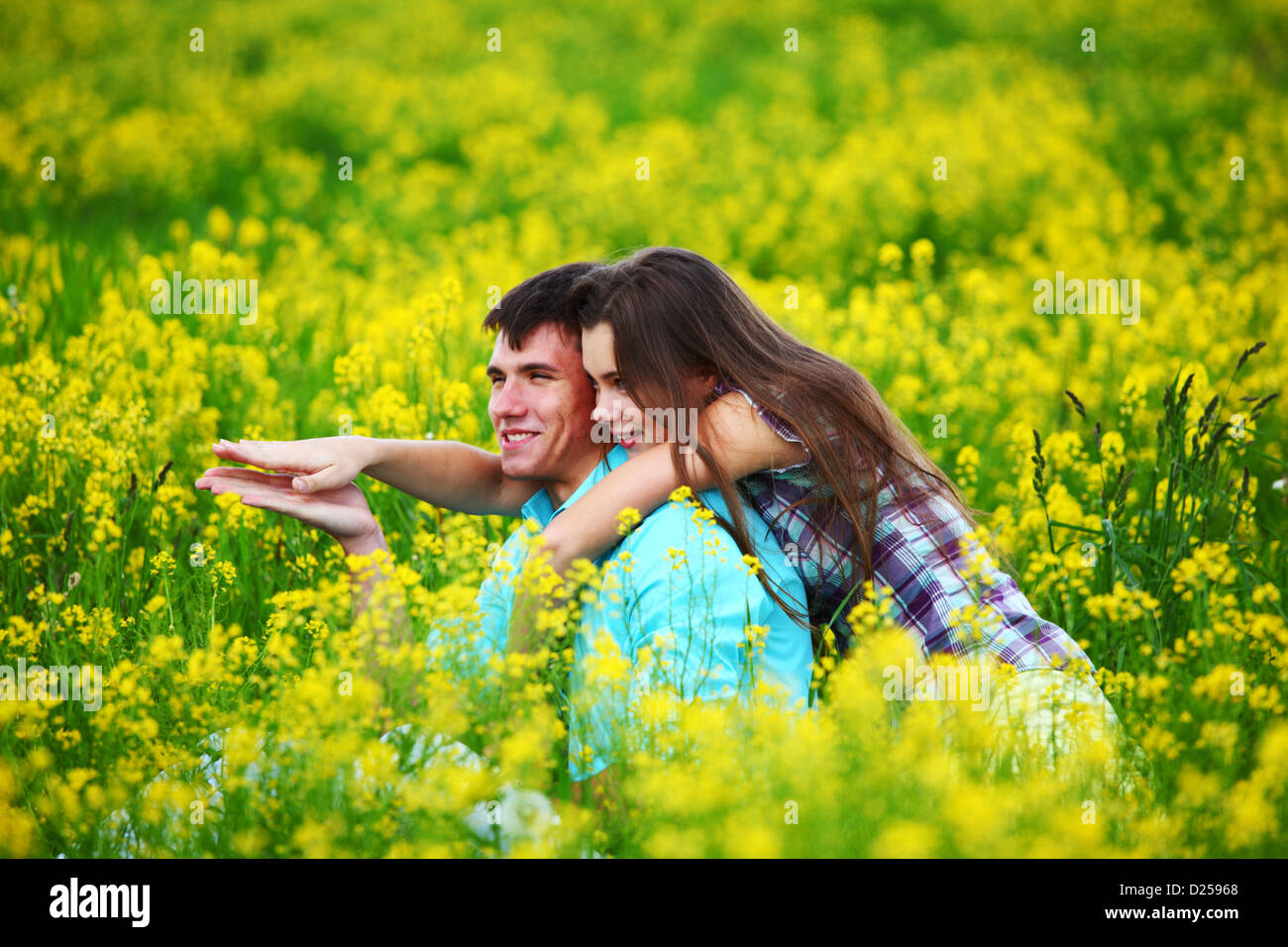 Smiley face couple lovers hi-res stock photography and images - Alamy