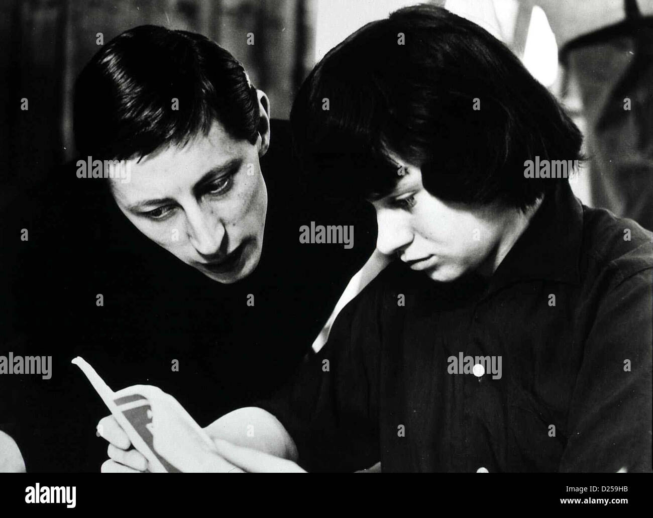 Taste honey 1961 rita tushingham hi-res stock photography and images ...