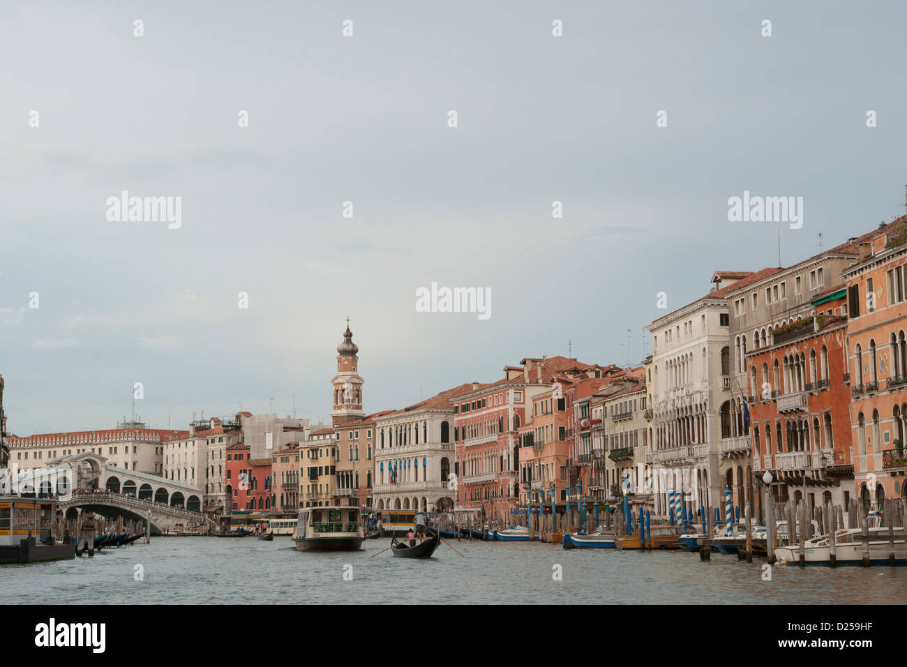 Gondola, Boat, Ship, Rialto, Bridge, House, River, Canale Grande ...