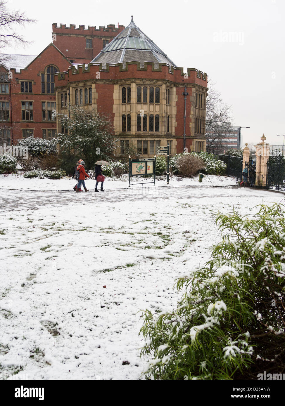 Sheffield snow city hi-res stock photography and images - Alamy