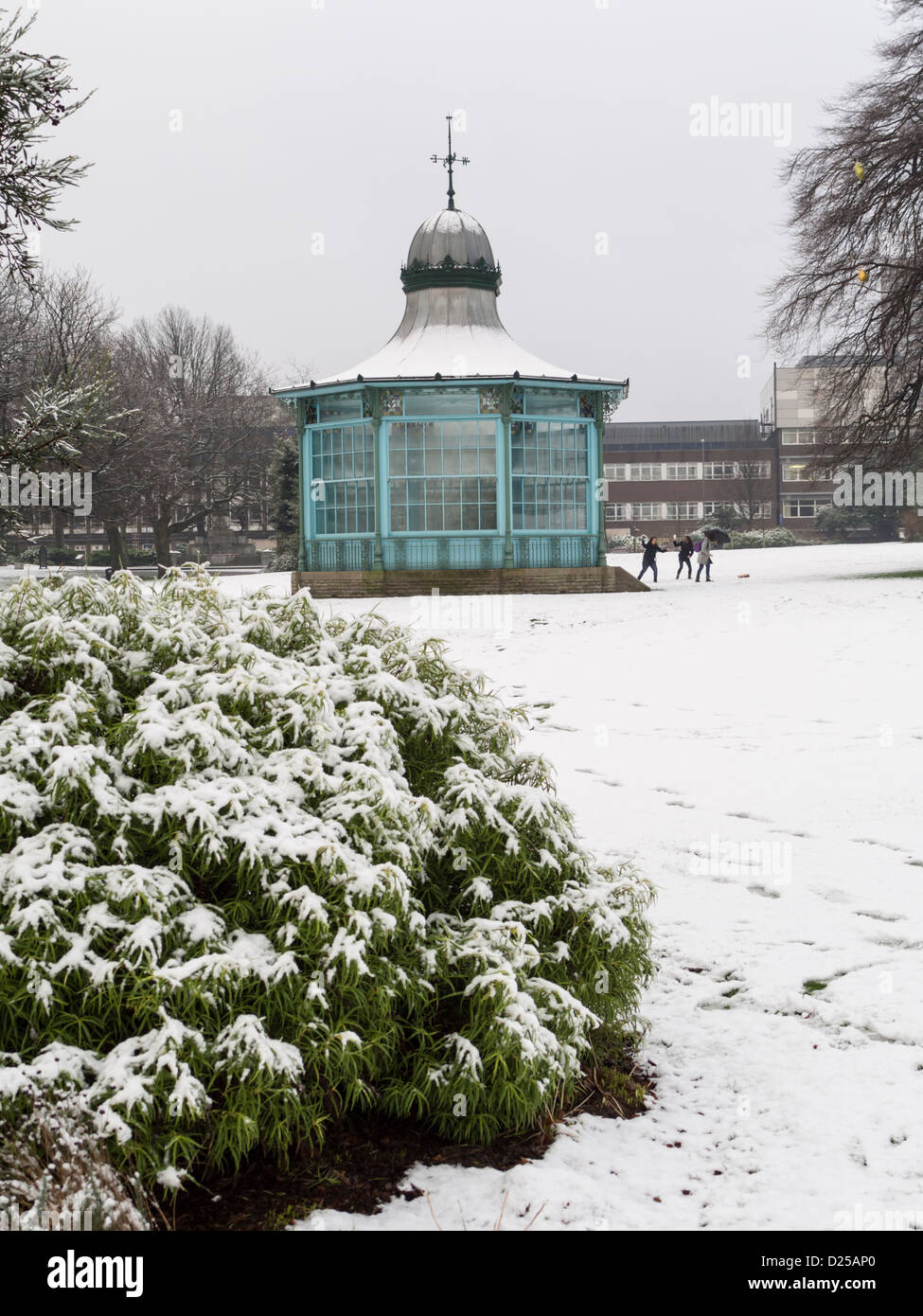 Heavy snowfall across hi-res stock photography and images - Alamy
