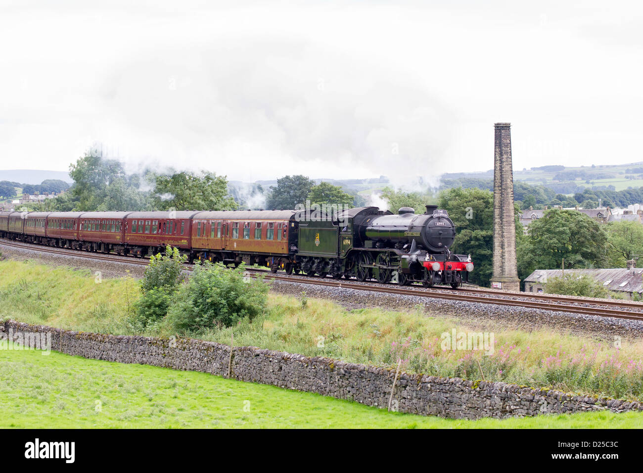Old steam locomotive pulling passenger hi-res stock photography and images - Alamy
