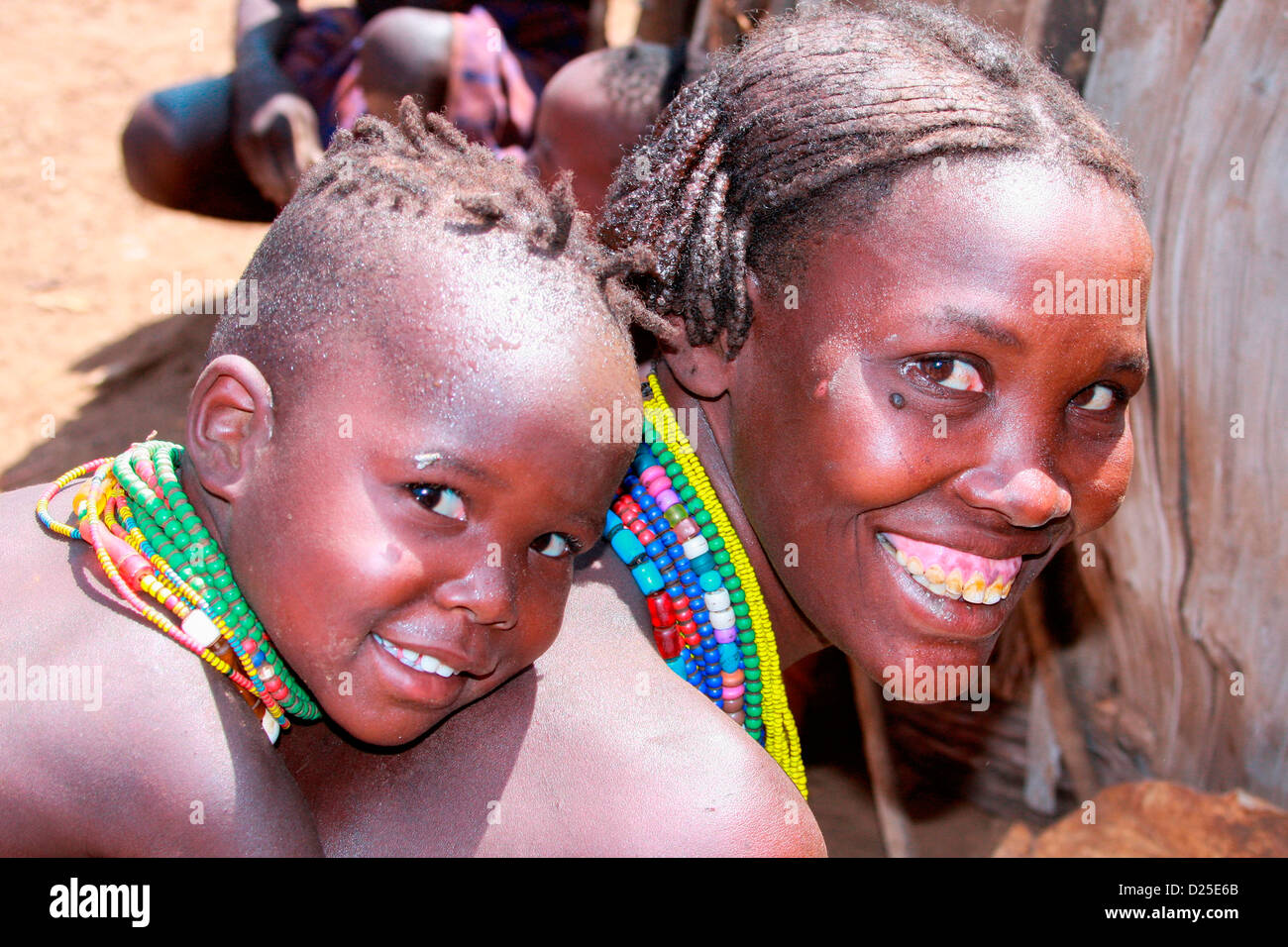 Smiling tribe woman omo valley hi-res stock photography and images - Alamy