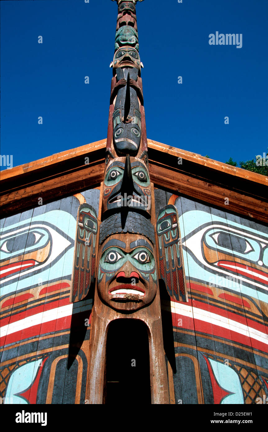 Traditional clan house at Totem Bight State Historical Park, Ketchikan ...