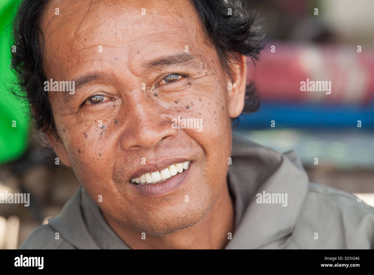 Indonesian old man smiling hi-res stock photography and images - Alamy