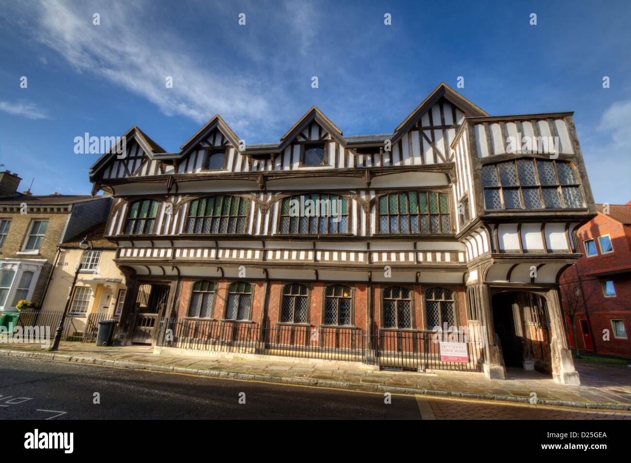 Southampton tudor house hi-res stock photography and images - Alamy