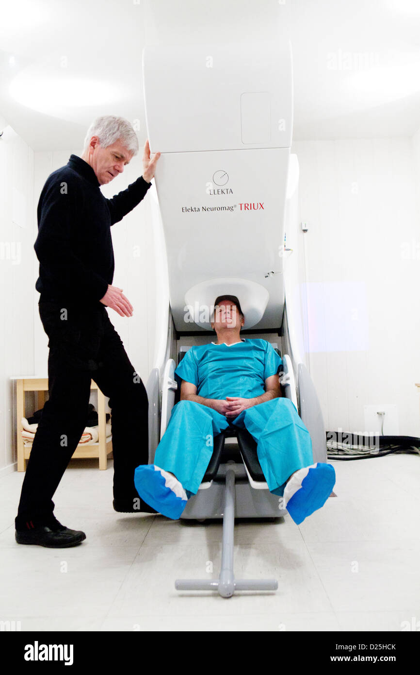 Magnetoencephalography hi-res stock photography and images - Alamy