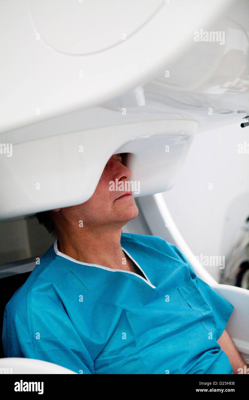 Magnetoencephalography hi-res stock photography and images - Alamy