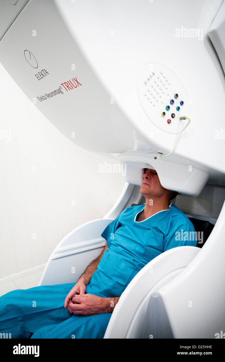 Magnetoencephalography hi-res stock photography and images - Alamy