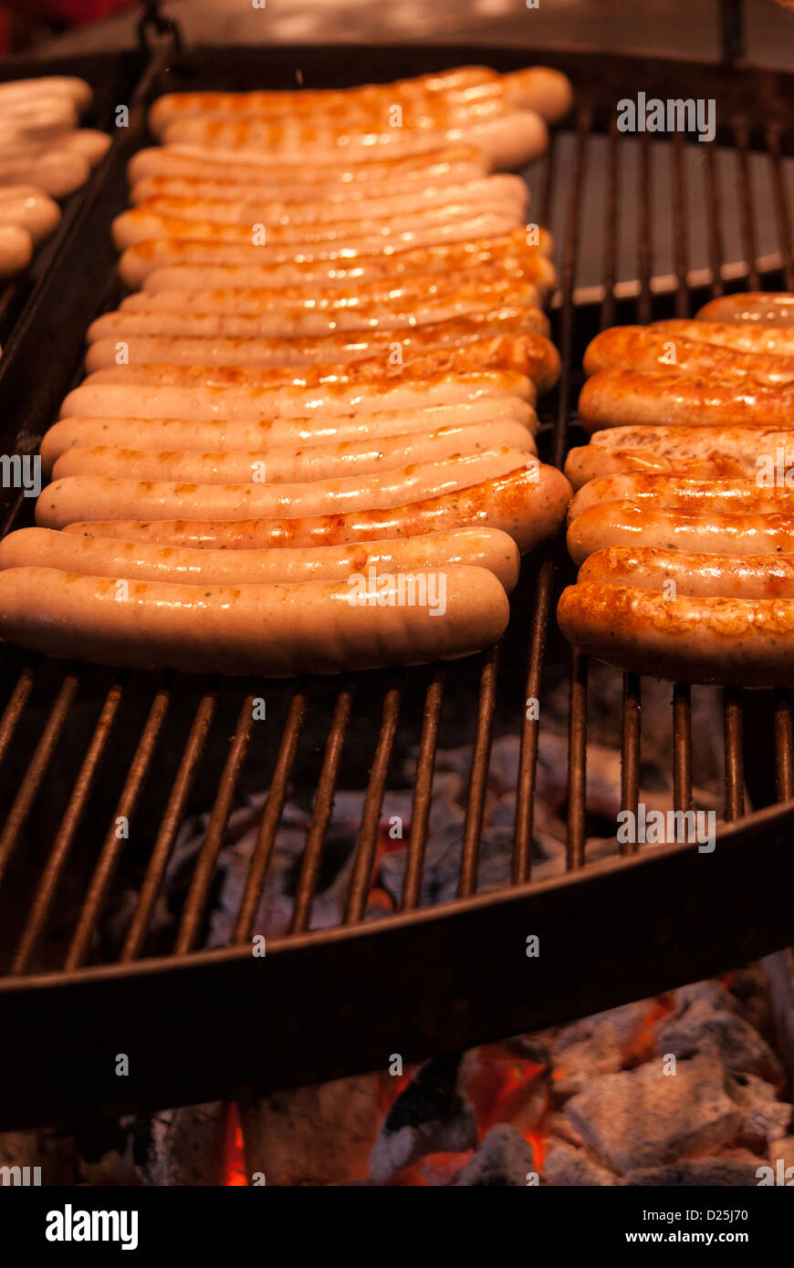 Sizzling hi-res stock photography and images - Alamy