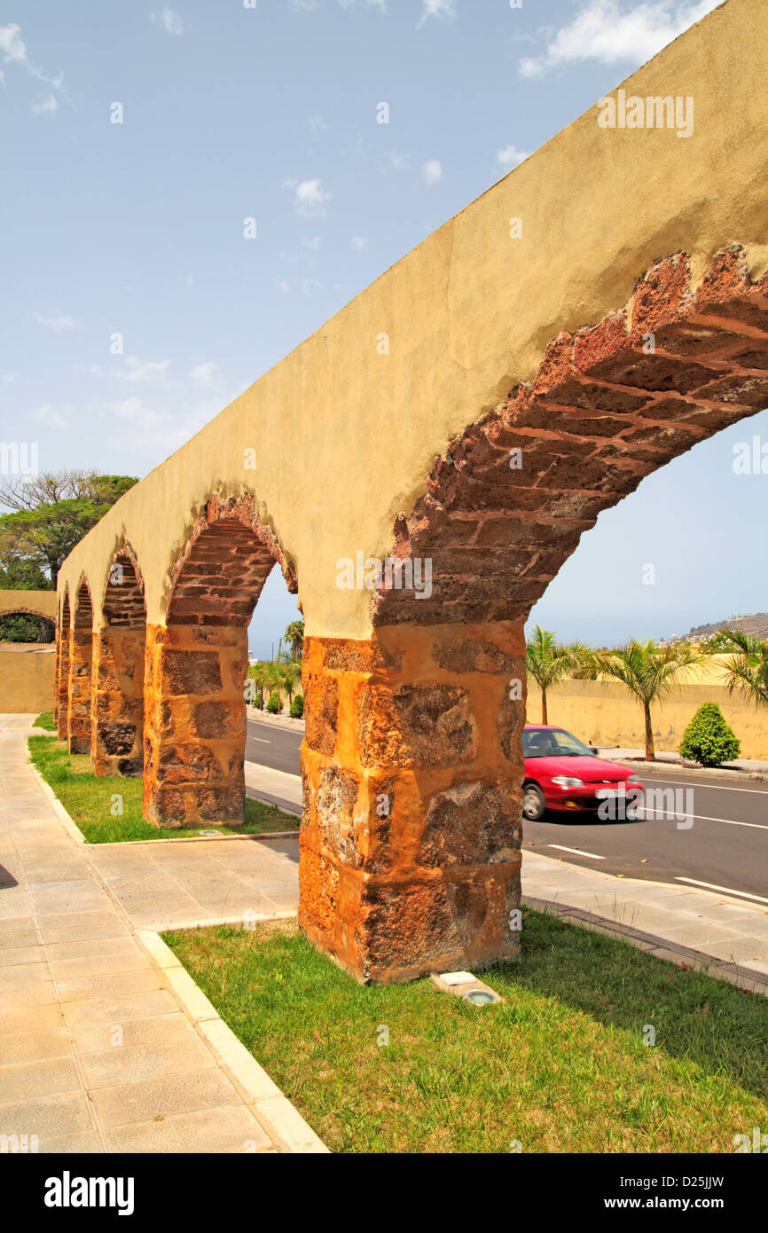 ancient stone bridge in La Palma island (spain Stock Photo - Alamy