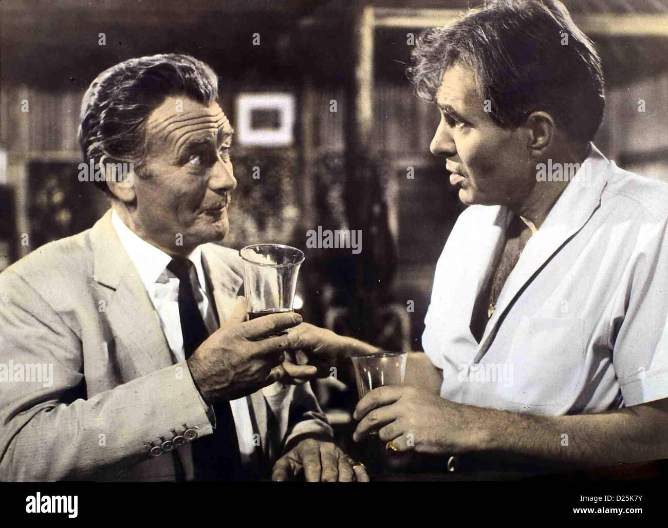 Tiara Tahiti Tiara Tahiti John Mills, James Mason Als Southey (John ...