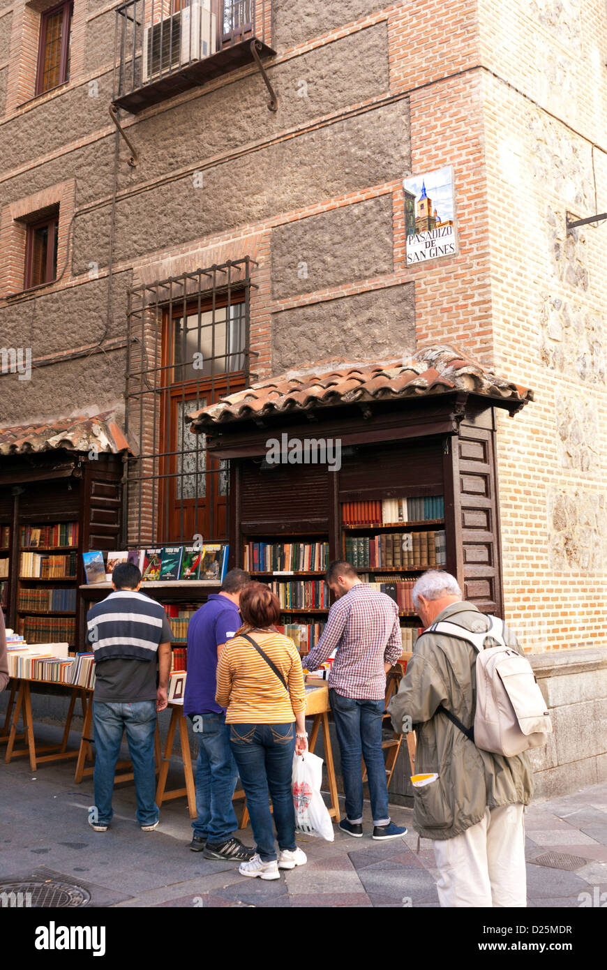 Book shop in Madrid, Spain Stock Photo - Alamy