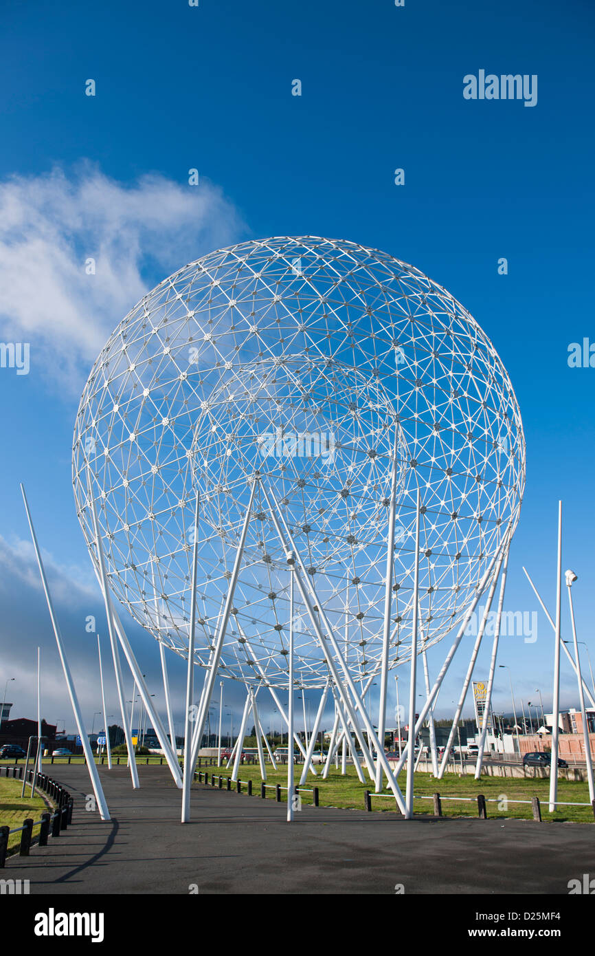 Belfast Sculpture RISE by artist Wolfgang Buttress Stock Photo - Alamy