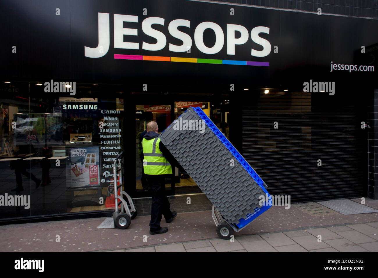 Jessops logo hi-res stock photography and images - Alamy