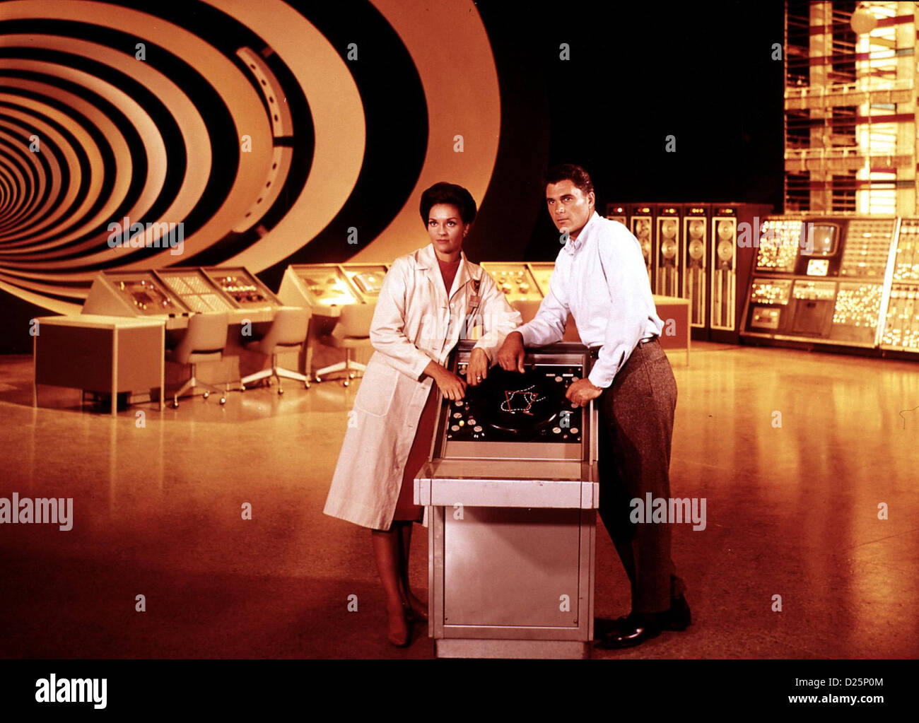 Time Tunnel Time Tunnel Lee Meriwether, Robert Colbert *** Local ...