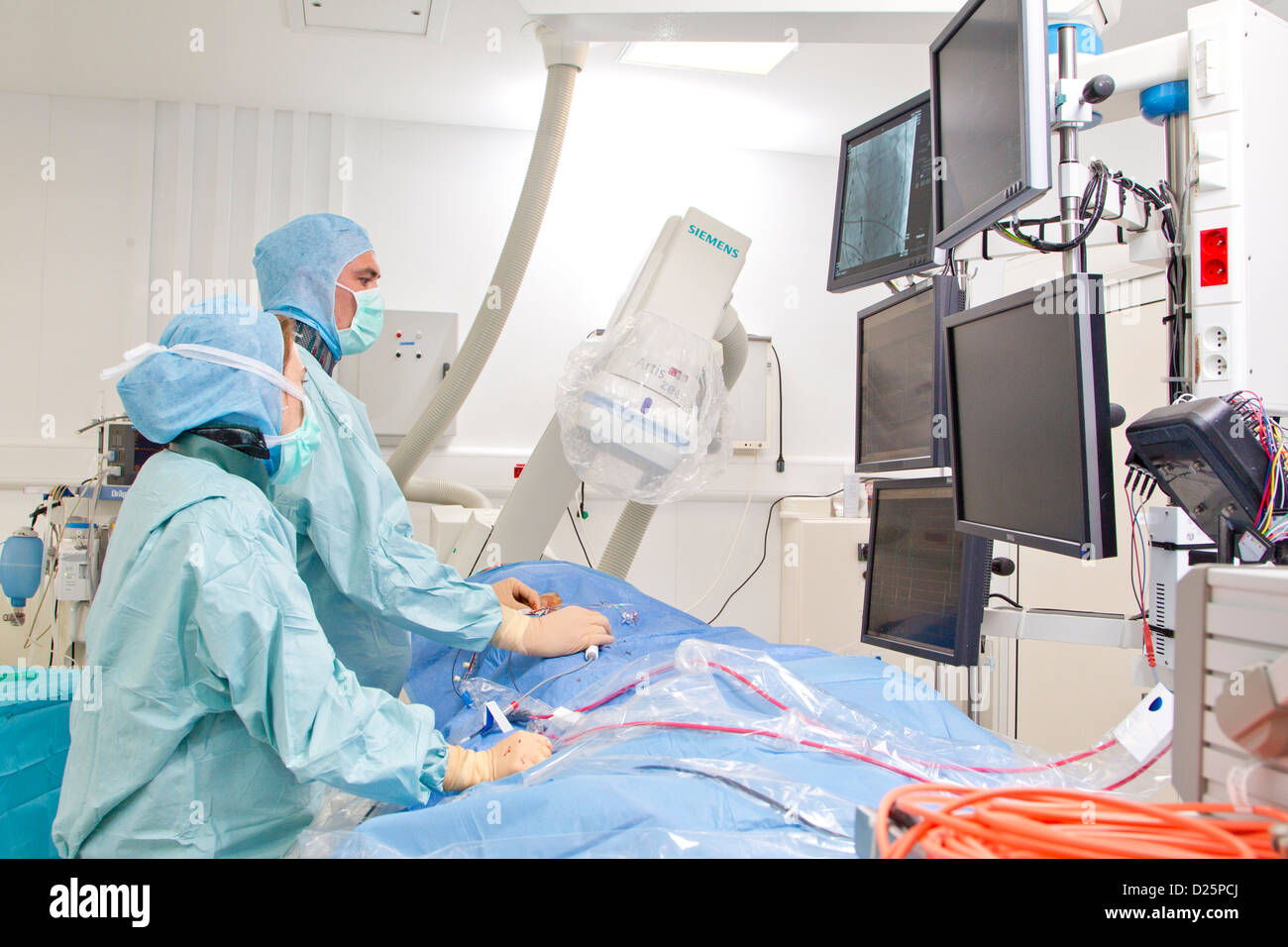 Cardiac ablation hi-res stock photography and images - Alamy