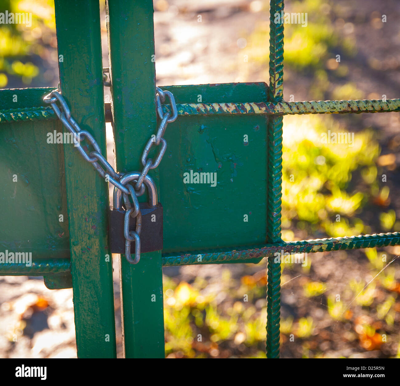 Chain Lock Gate High Resolution Stock Photography and Images - Alamy