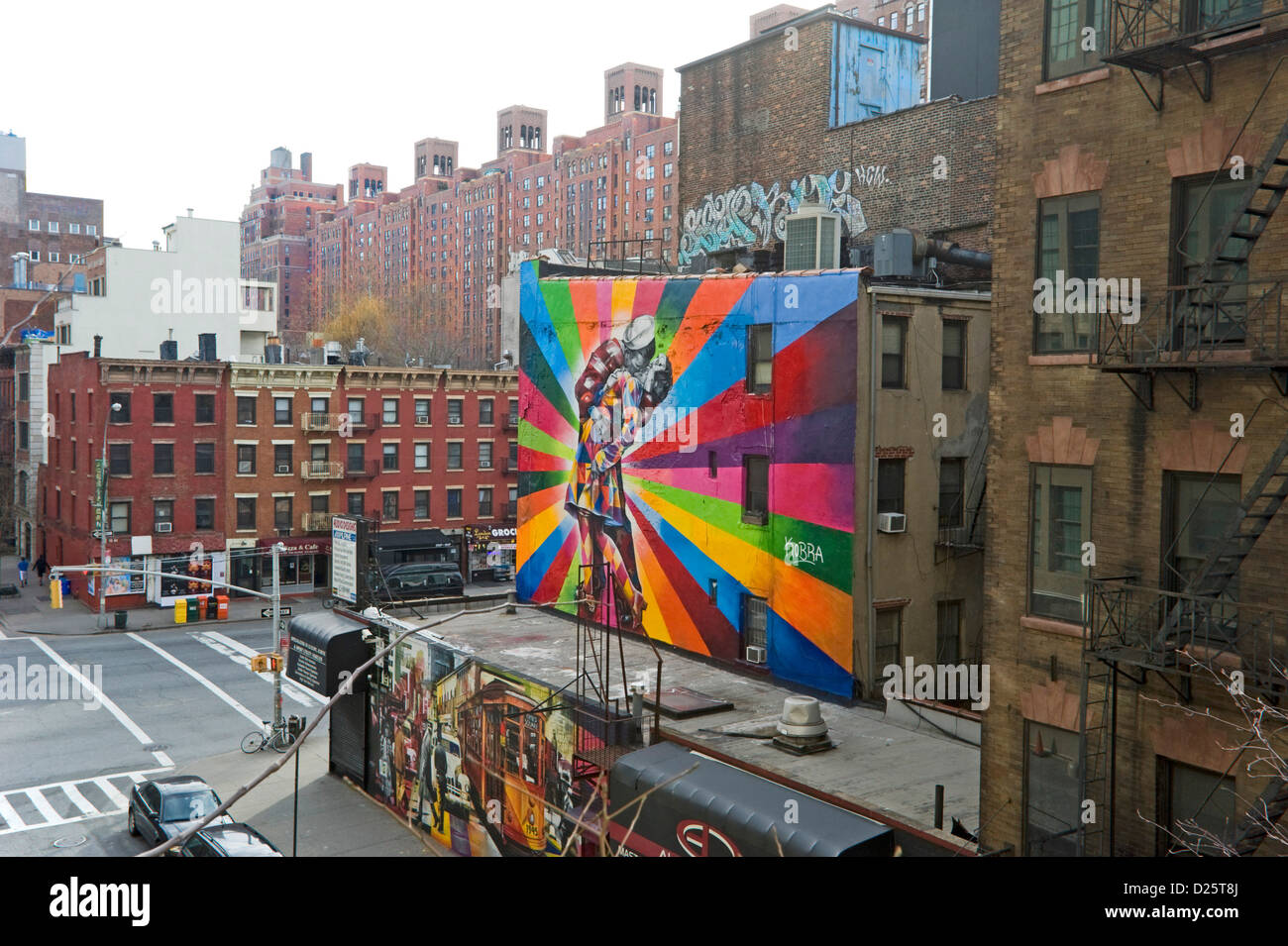 A Graffiti covered building alongside the High Line Park in Manhattan ...