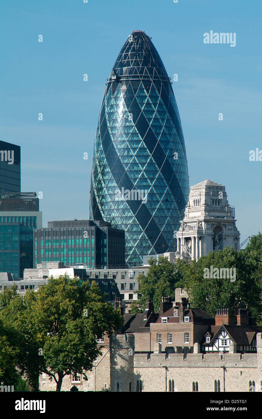 Central london glass building hi-res stock photography and images - Alamy