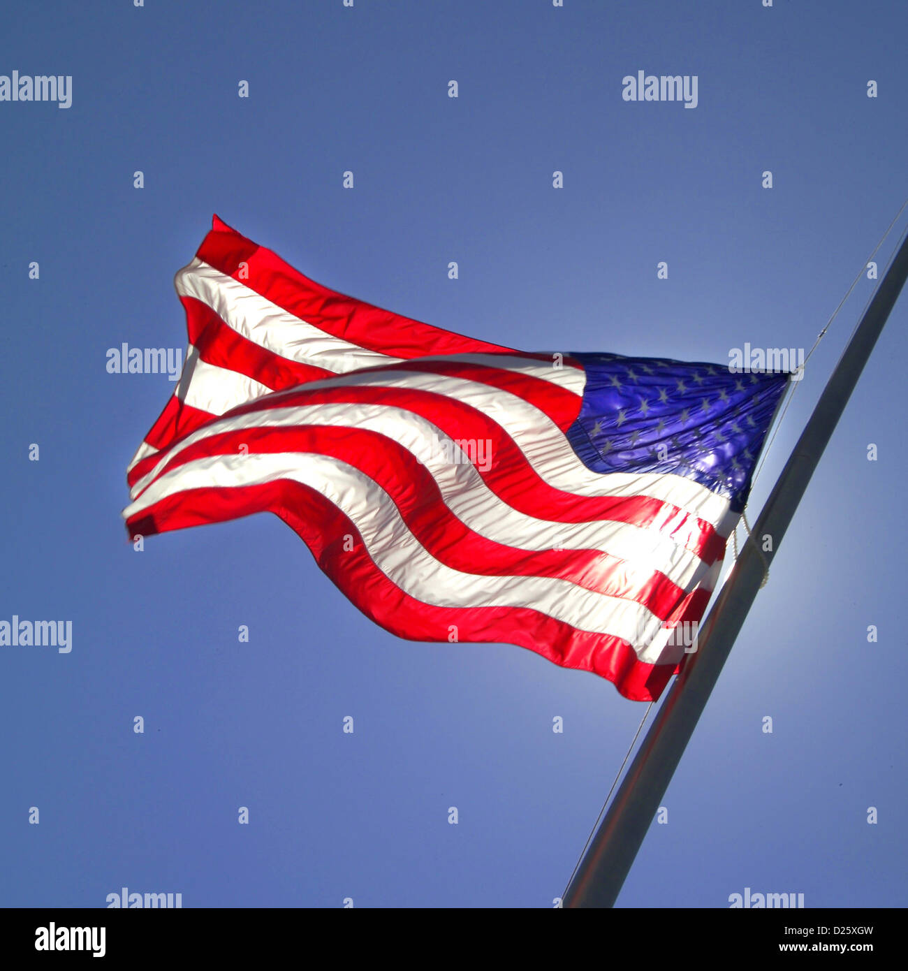 Statesflying hi-res stock photography and images - Alamy
