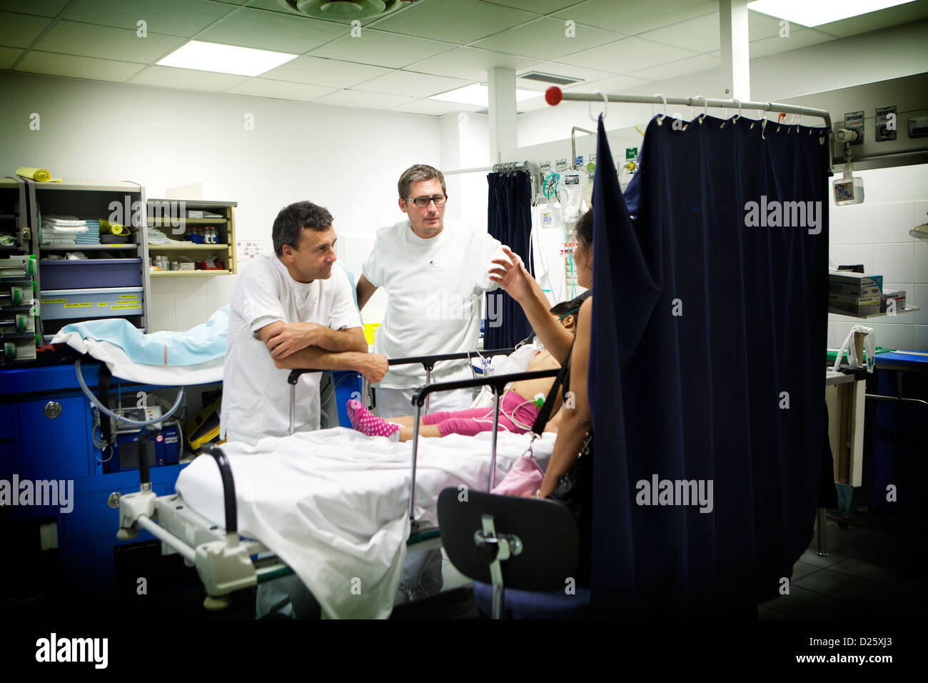 Lady Icu Patient High Resolution Stock Photography and Images - Alamy