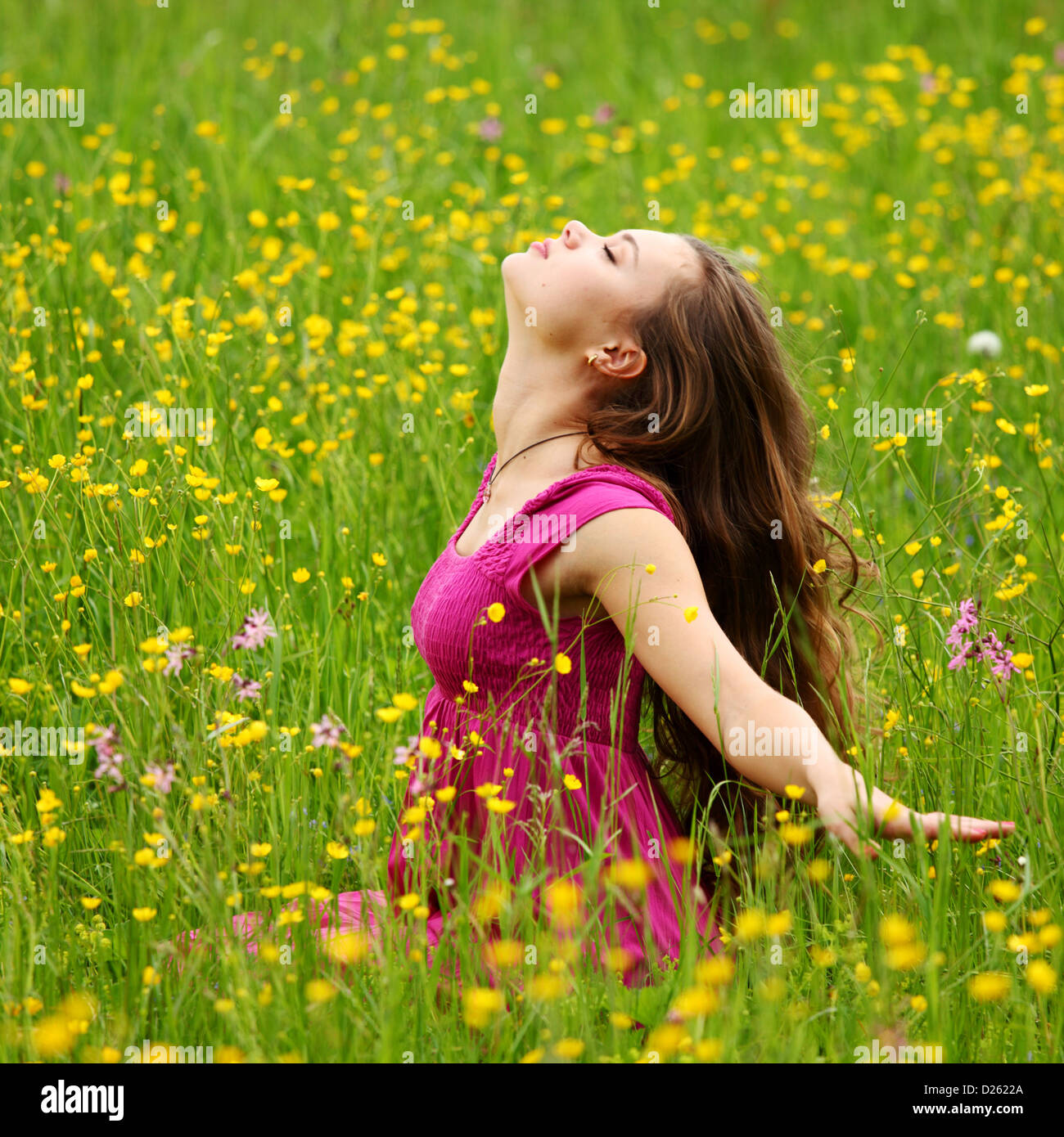 woman on flower field close portrait Stock Photo - Alamy
