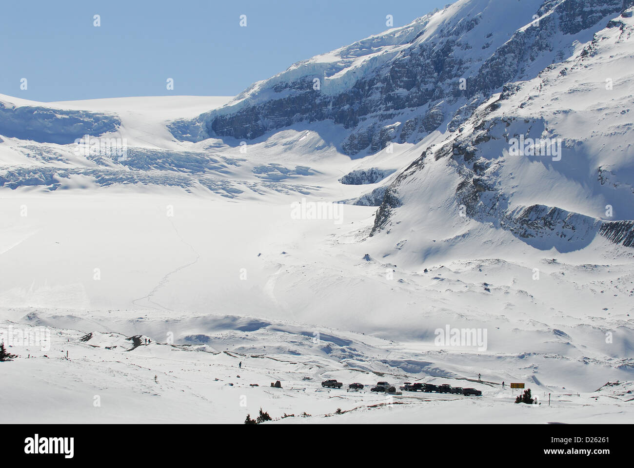 Columbia ice field 2 hi-res stock photography and images - Alamy