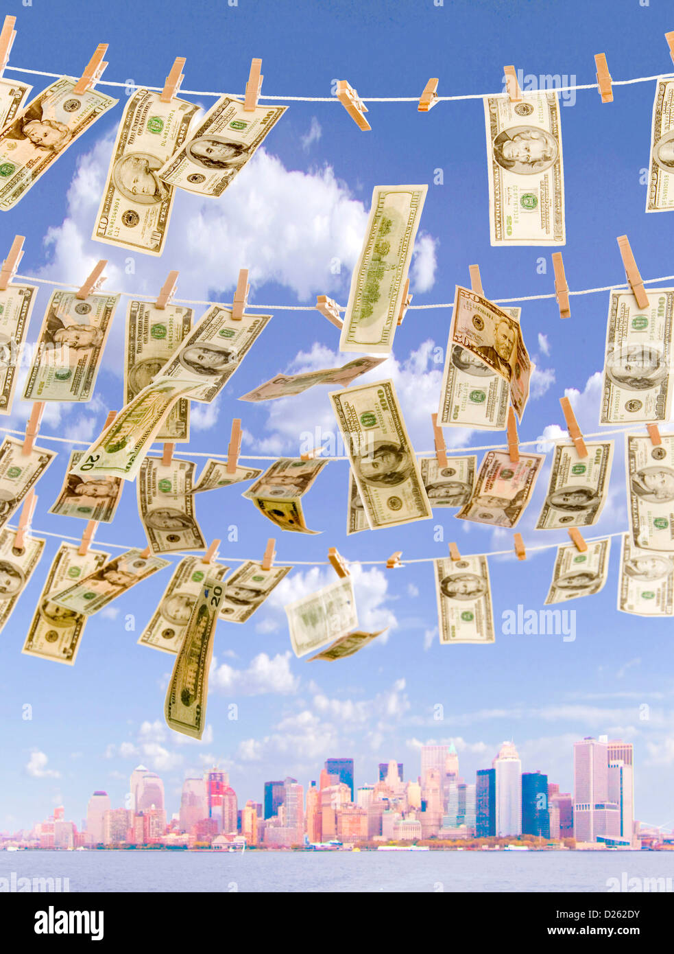 Money multiple hundred dollar bills hi-res stock photography and images ...