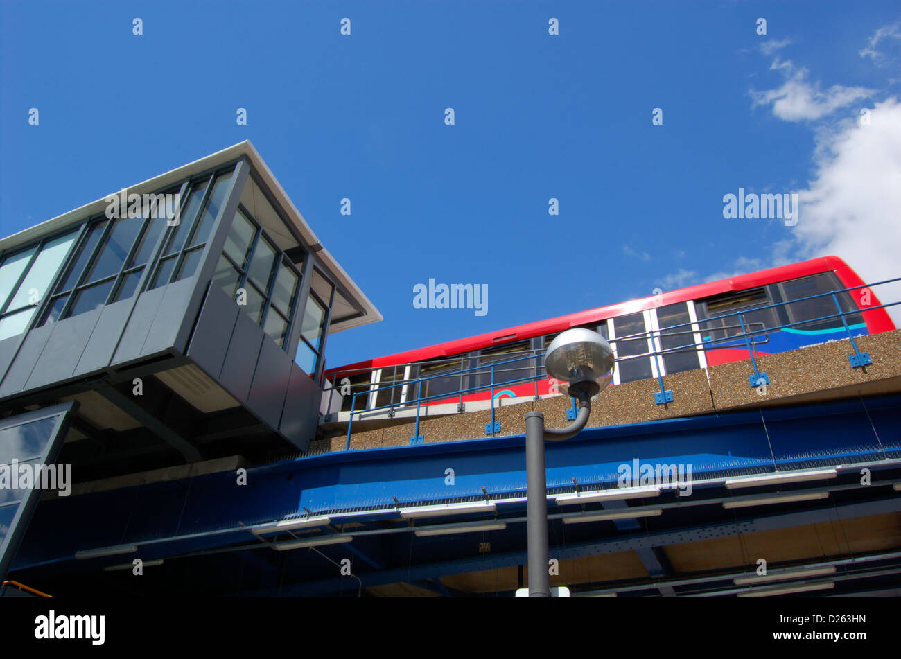 Docklands light rail hi-res stock photography and images - Alamy