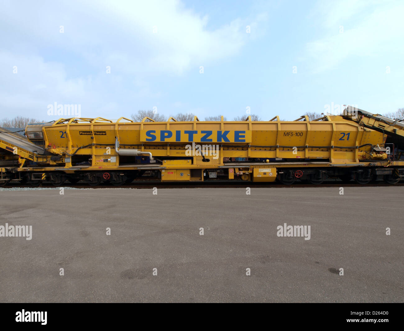 The SPITZKE track-renewal train is used for efficient maintenance and ...