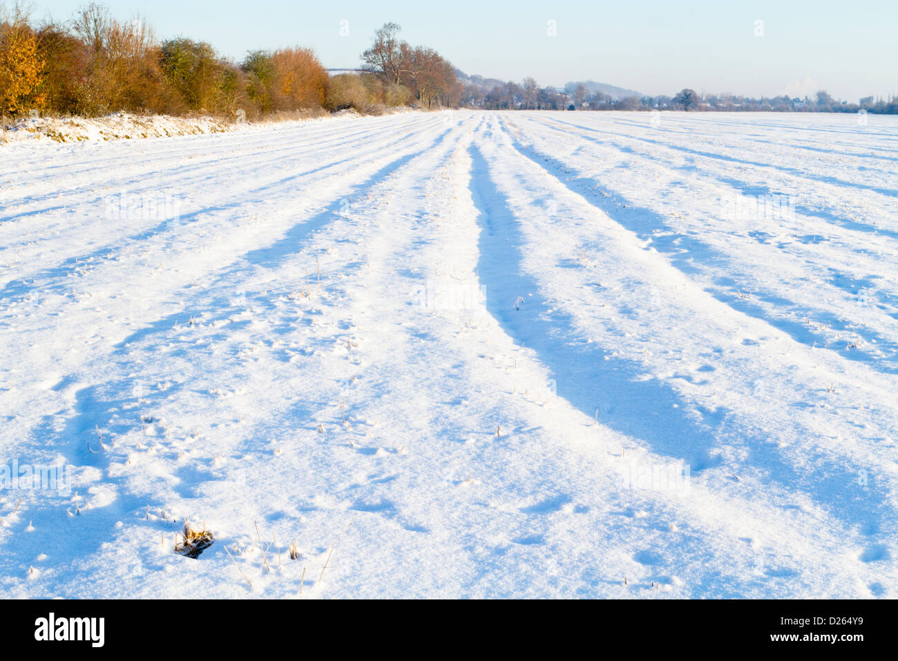 Farmland field covered with snow during winter, Nottinghamshire ...