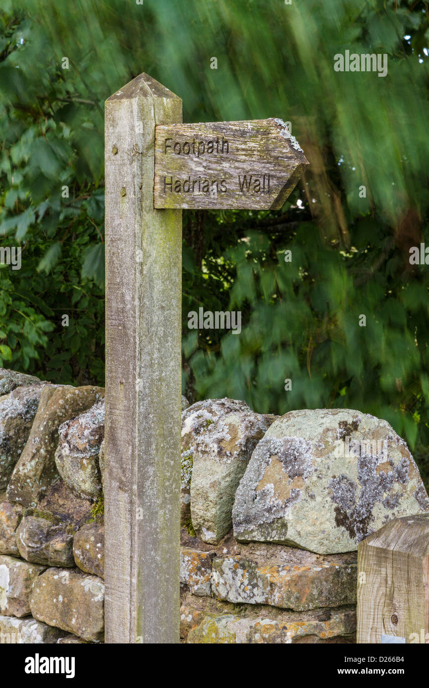 Footpath marker showing the route to Hadrian' Wall in the ...
