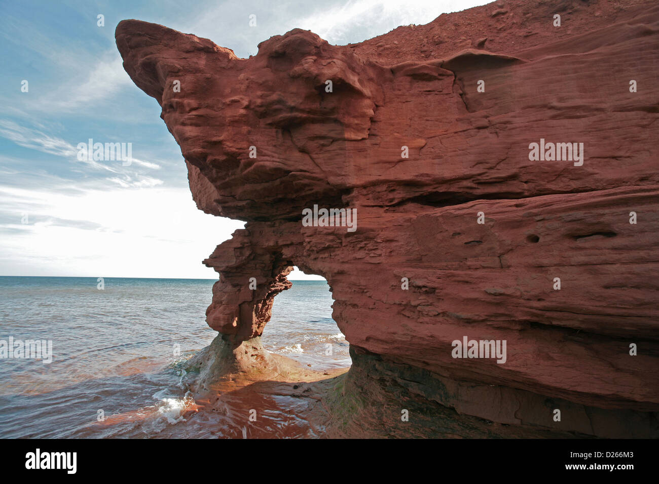 Darnley, Canada, sandstone arch on the beach of Darnley Stock Photo - Alamy