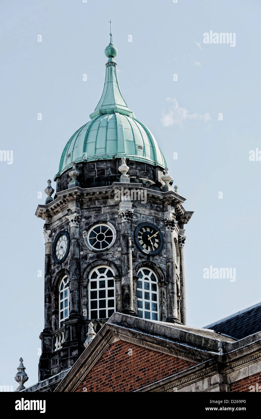 Clock tower dublin castle ireland hi-res stock photography and images ...