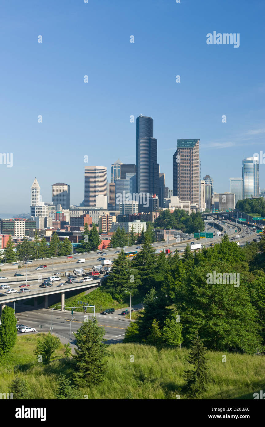 ROUTE 5 INTERSTATE HIGHWAY DOWNTOWN SKYLINE SEATTLE WASHINGTON STATE ...
