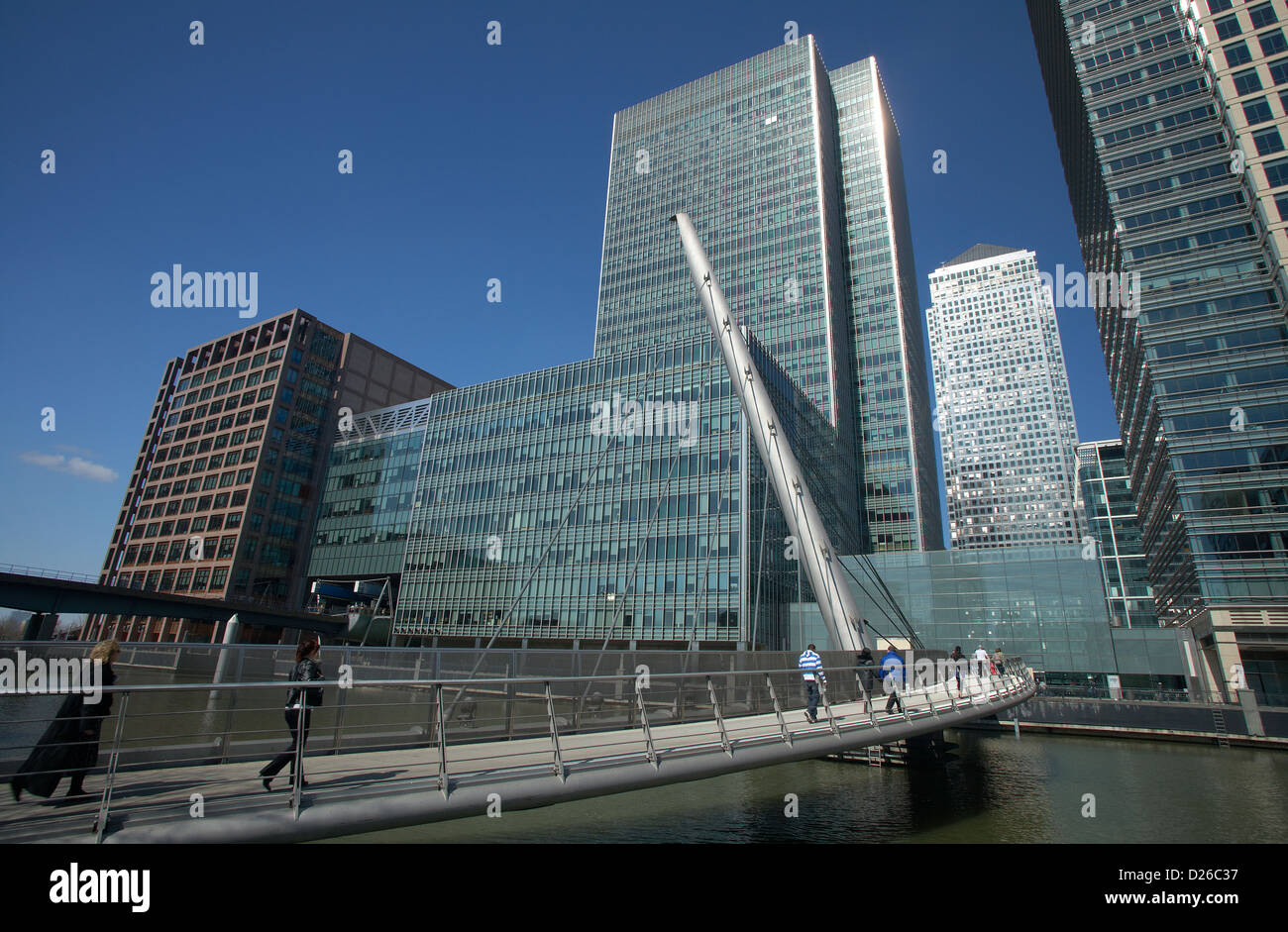 London, Great Britain, modern footbridge in the Docklands Stock Photo ...