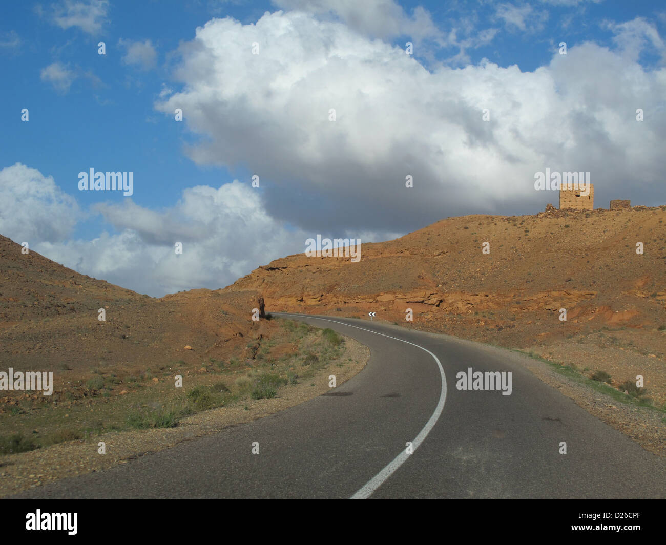 Calming desert hi-res stock photography and images - Alamy