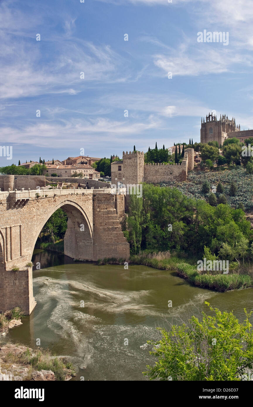 Europe, Spain, Toledo, St. Martin's Bridge (Puente de San Martin) over ...