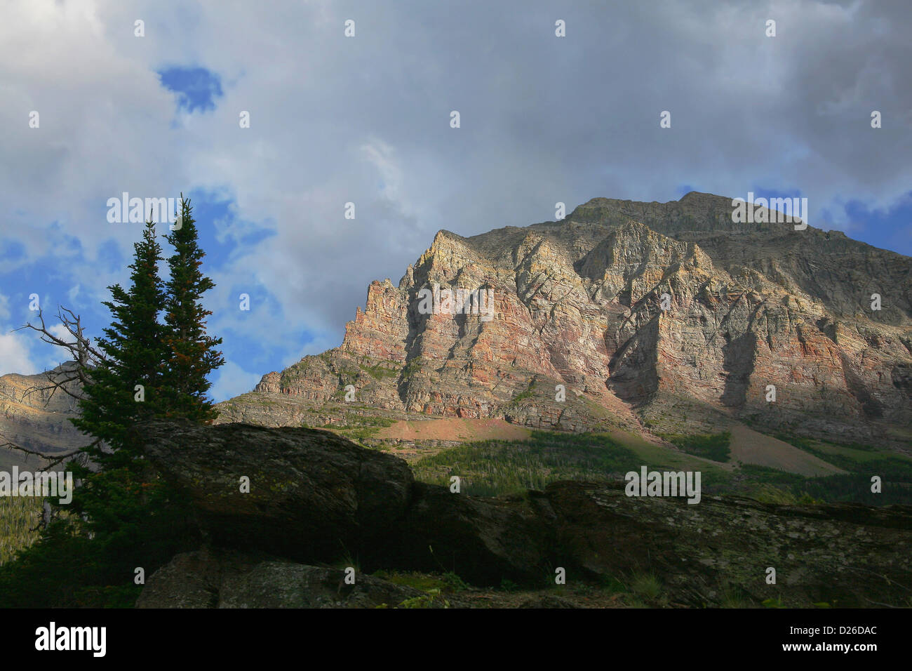 Light shadows landscape hi-res stock photography and images - Alamy