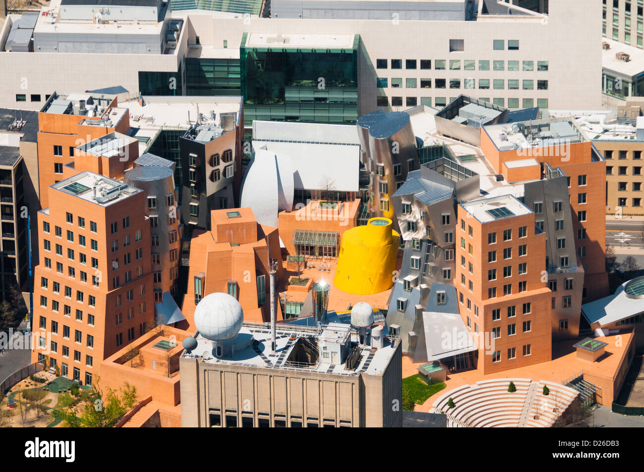 Aerial view stata center mit hi-res stock photography and images - Alamy