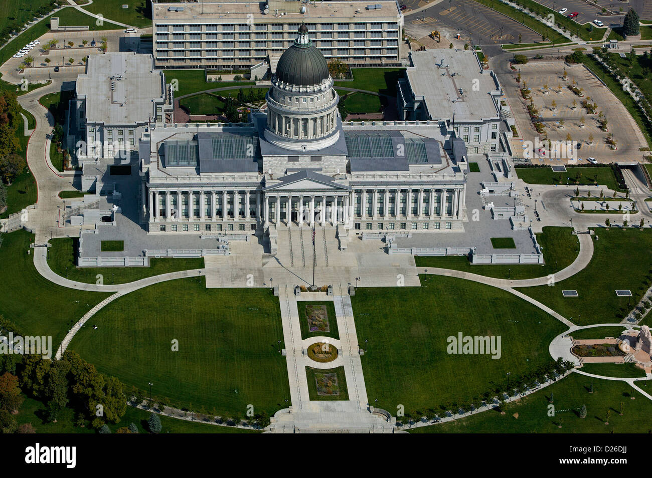 Aerial view of us capitol building hi-res stock photography and images ...