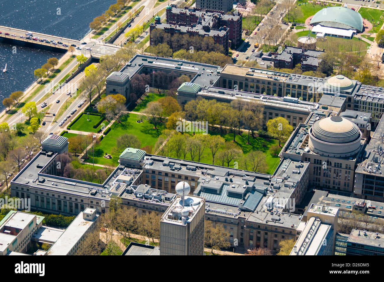 M i t campus hi-res stock photography and images - Alamy