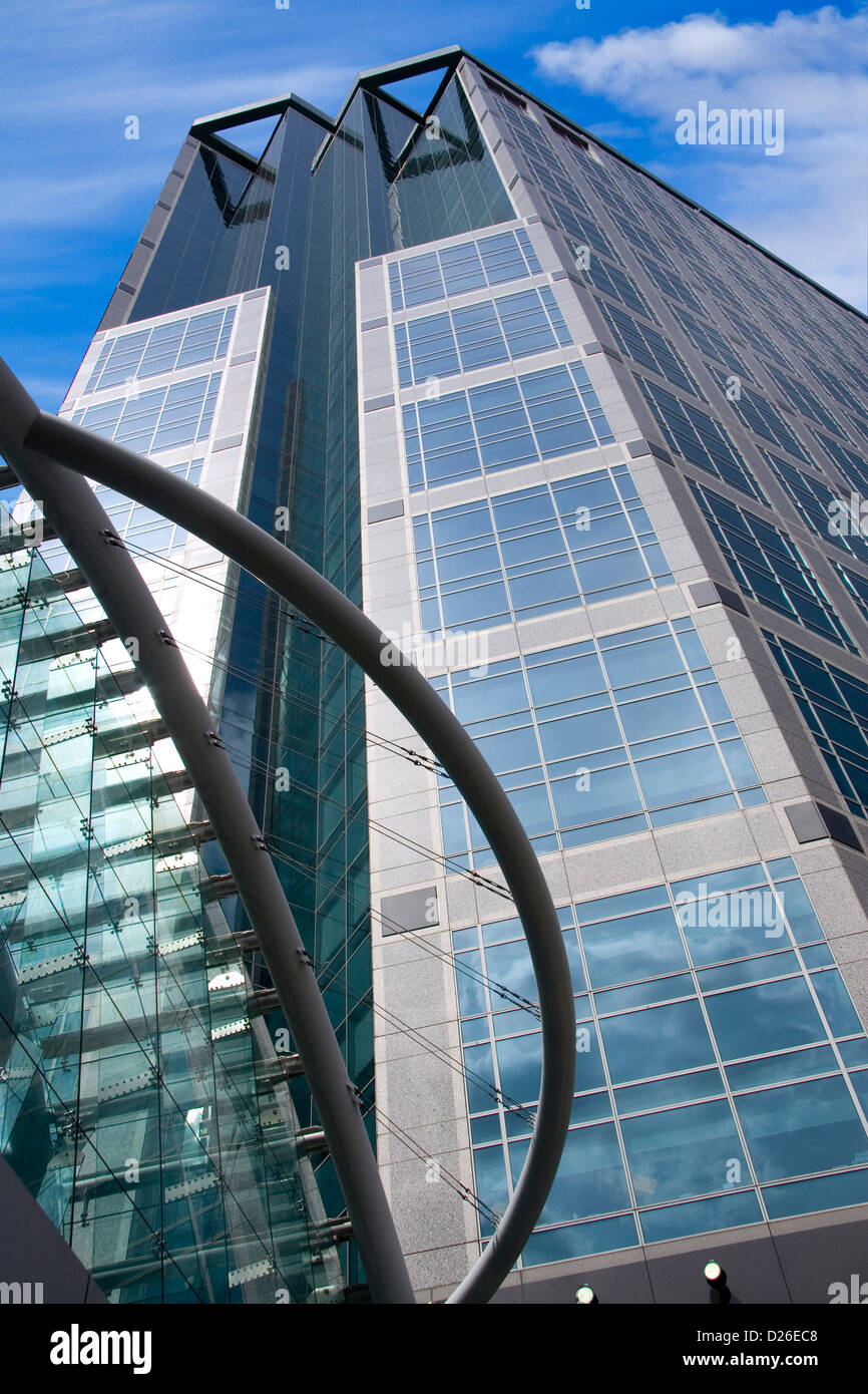 Modern High-Rise Office Building Stock Photo - Alamy