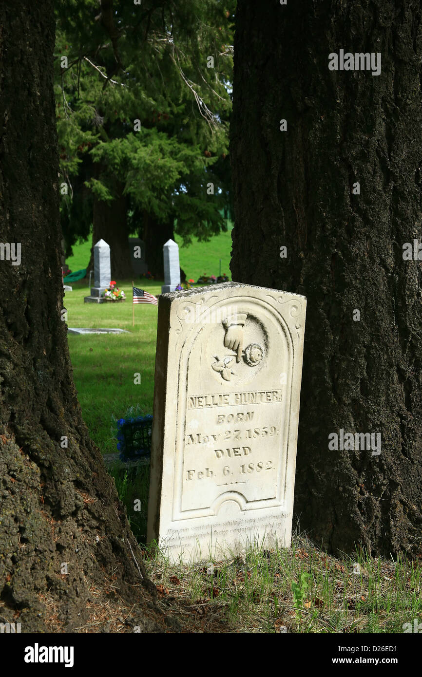 1800s grave hi-res stock photography and images - Alamy