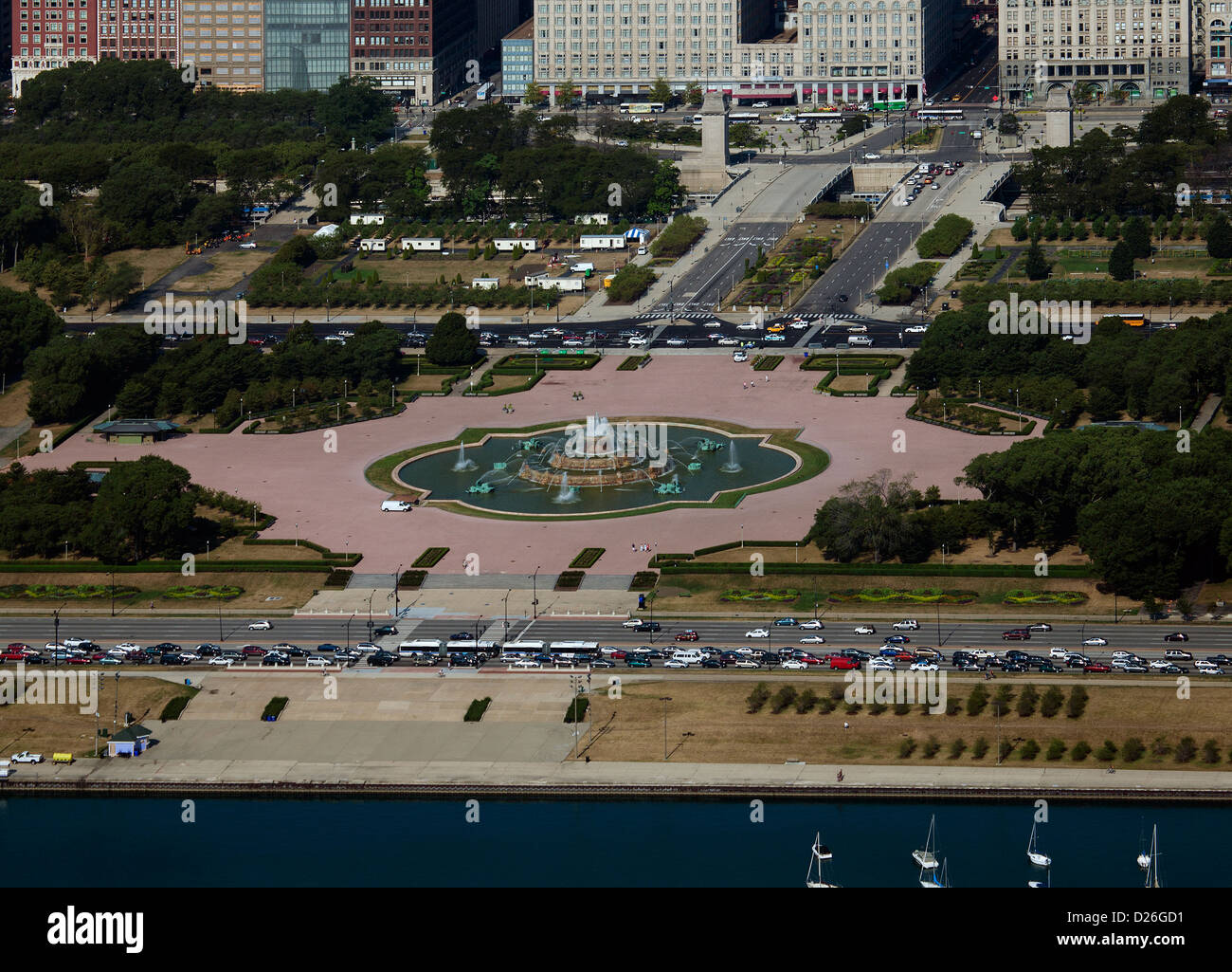 aerial photograph Buckingham Fountain, Grant Park, Chicago, Illinois ...