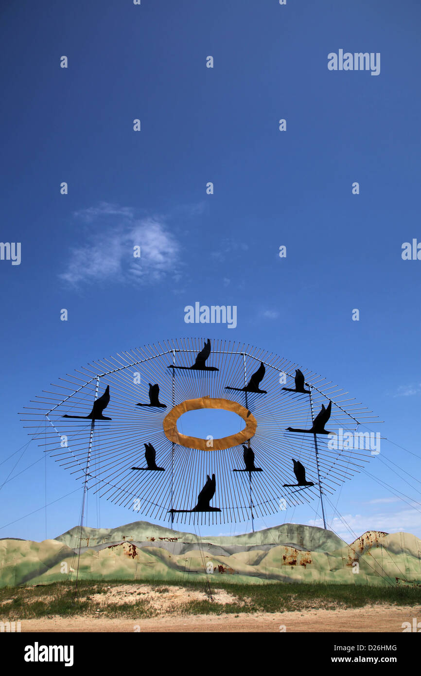 Geese in flight outdoor sculpture Stock Photo - Alamy