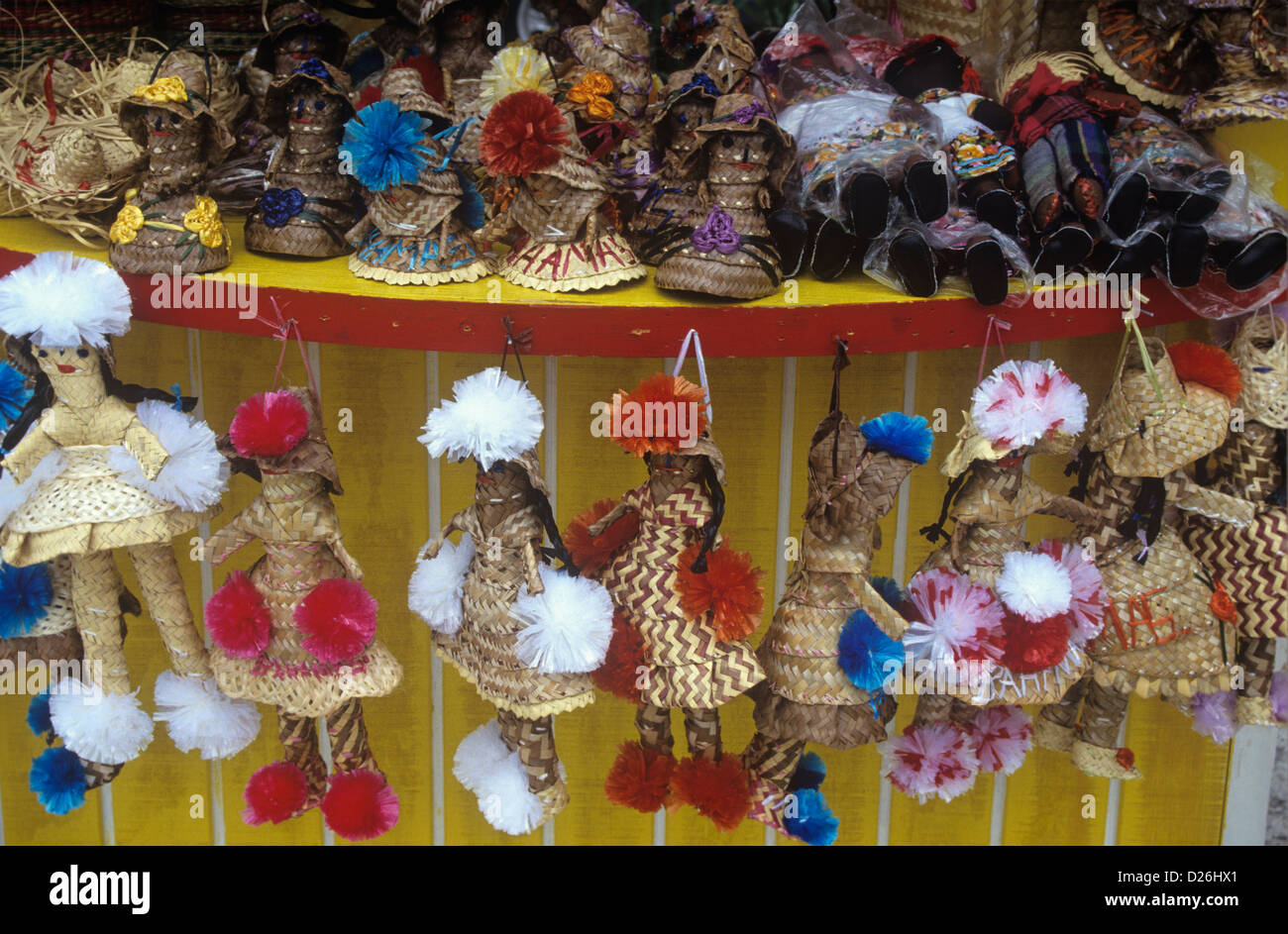 Straw market nassau bahamas hi-res stock photography and images - Alamy